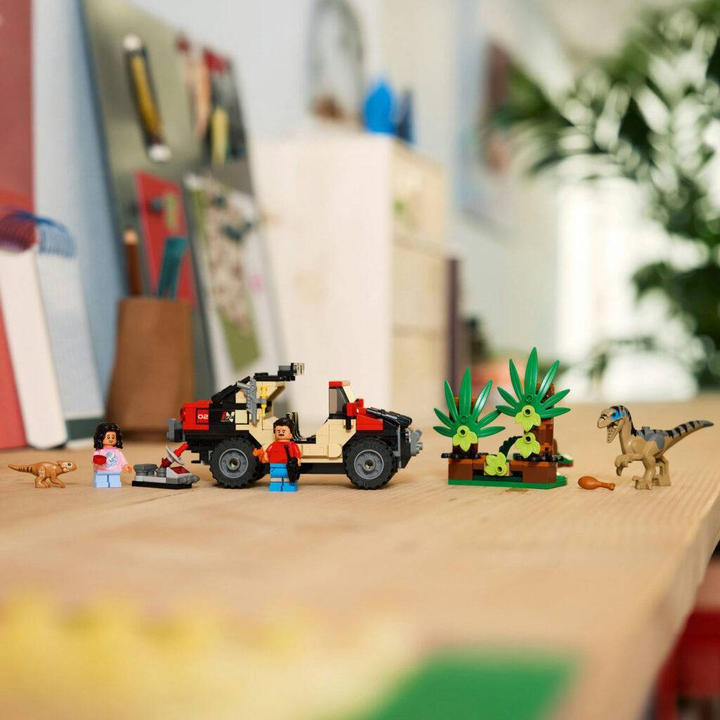 LEGO® Jurassic World 76972 Raptor Off-Road Escape - Build and Play ...